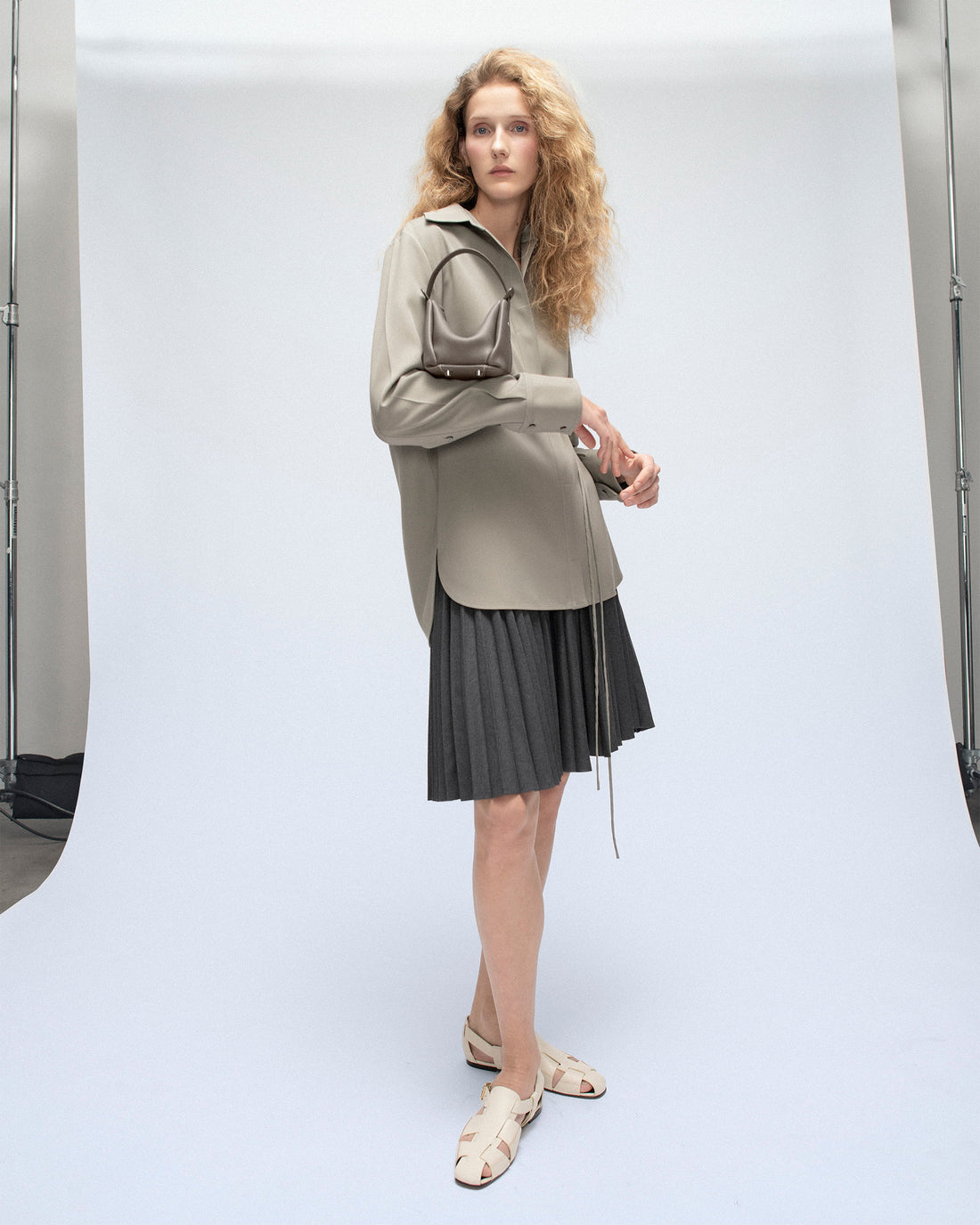 Advene | A Handbag That Stands for More